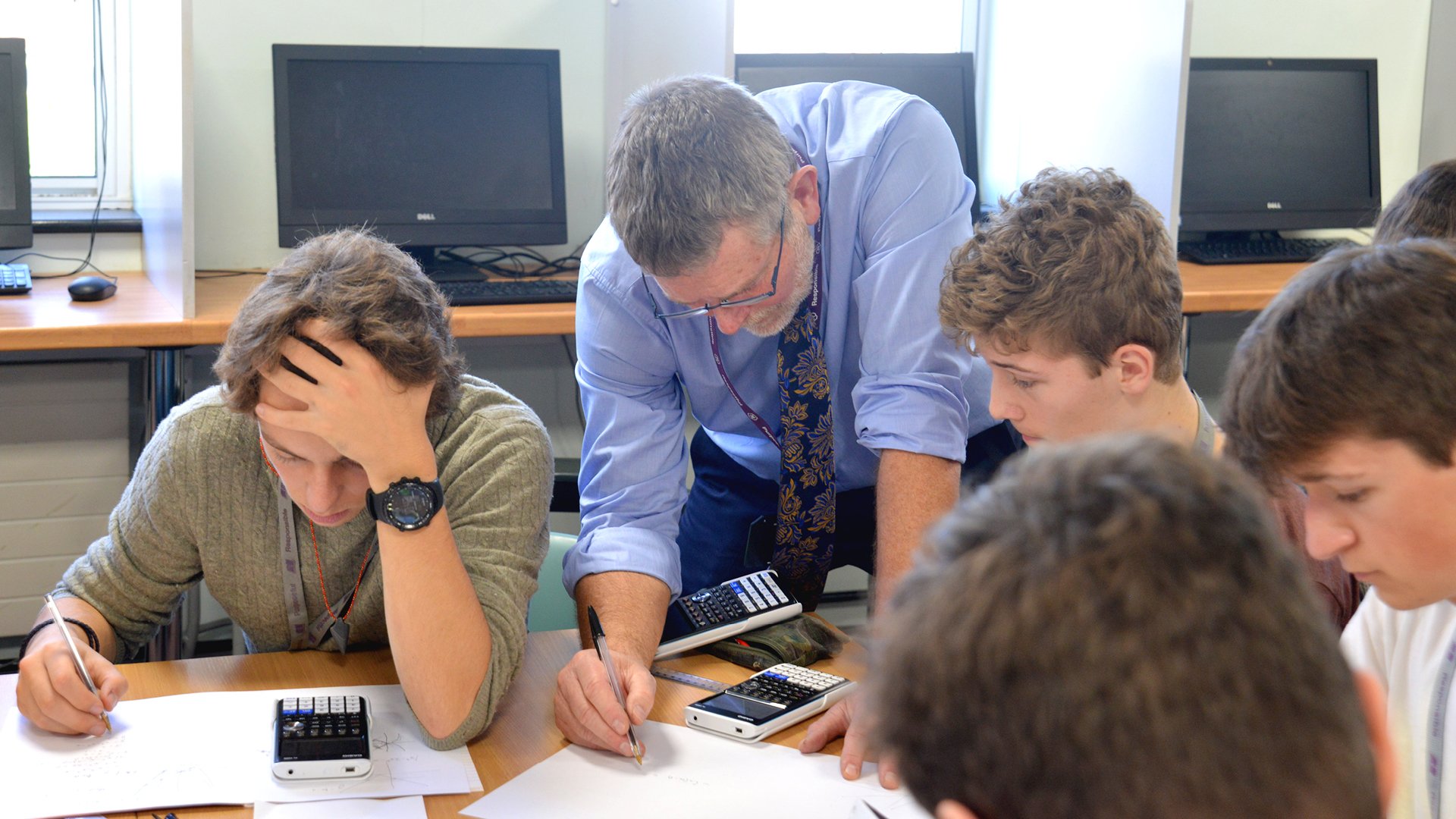 How graphing technology deepens student understanding of quadratic ...